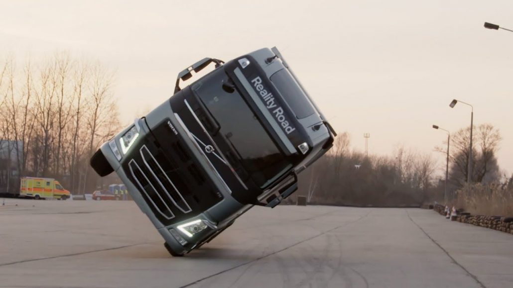 Volvo LKW auf zwei Rädern